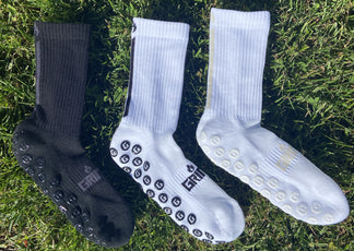 Grinta gripSocks Non-Slip Soccer Socks – Grinta Equipment